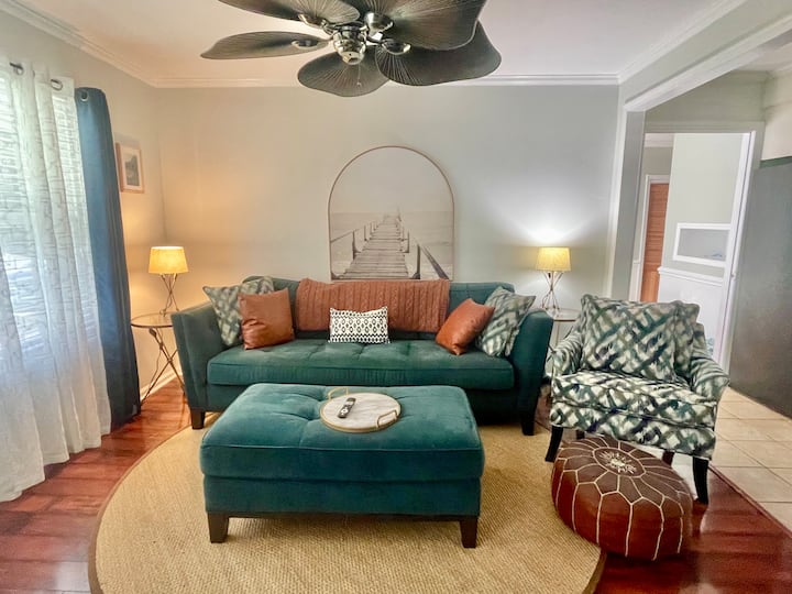 3bd/2ba Greenway Retreat - Only 5 Mi To Downtown! - 查爾斯頓