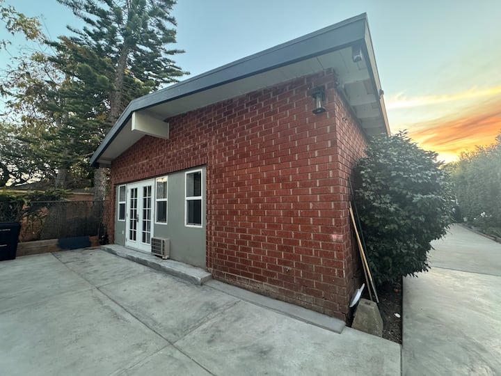 Guesthouse In Santa Monica 2 Beds Free Parking - Venice Beach, CA