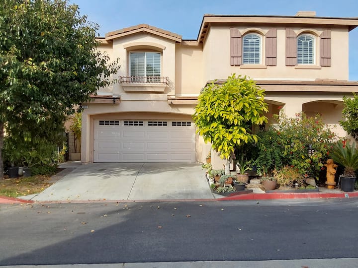 Room In Garden Grove
Private Enter ,
30 Nights - Santa Ana