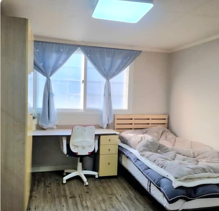 #R33_knu 근처의 안전하고 경제적인 숙소(1인실) - Daegu (Taegu)