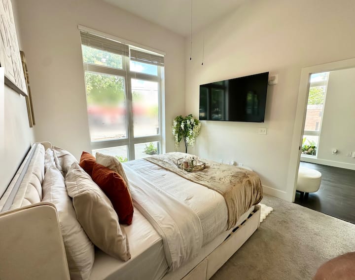 Glass Loft Midtown - Atlanta, GA