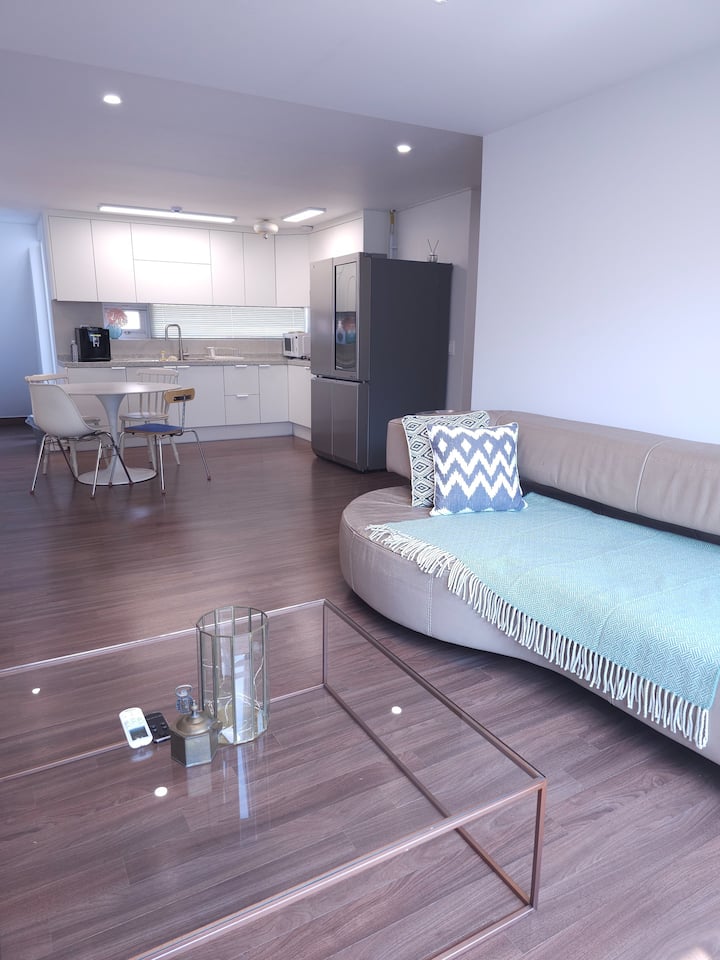 Anyang/indeokwon/gwacheon/gangnam/penthouse - 관양2동