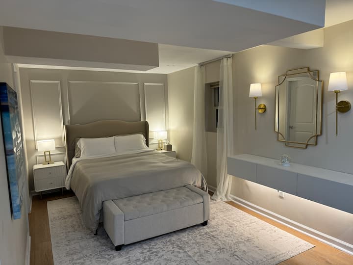 Bright & Stylish Basement Apartment Near Metro - Rockville, MD