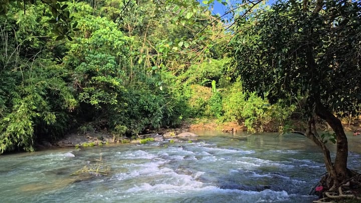 Camp Bungalow House W/ Pool & River Antipolo Tanay - Antipolo