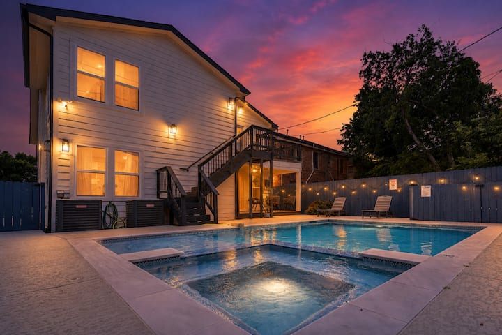 Near Nrg & Med Ctr | Sleeps 16 | Pool | Gated Pkg - Houston, TX