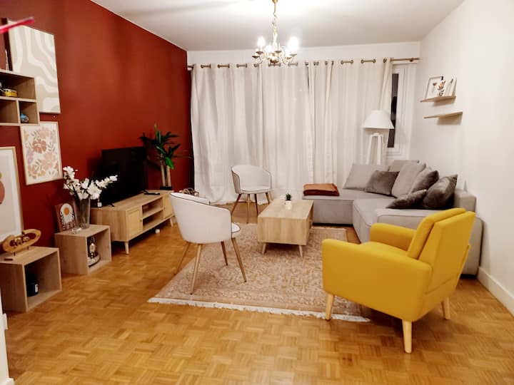 Parisian-style Apt W/ Free Parking & Rer B Access - Sceaux