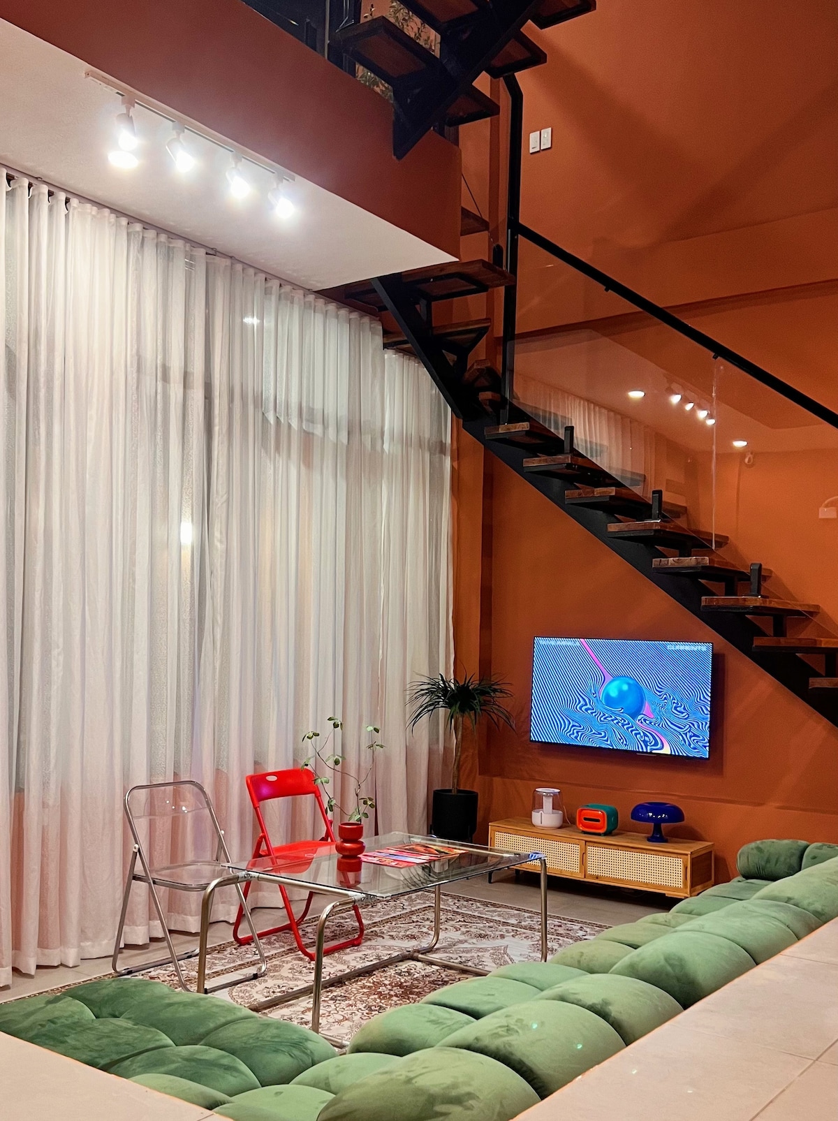 Una moderna casa de mediados de siglo con piscina y terraza en la azotea - Casas en alquiler en ...