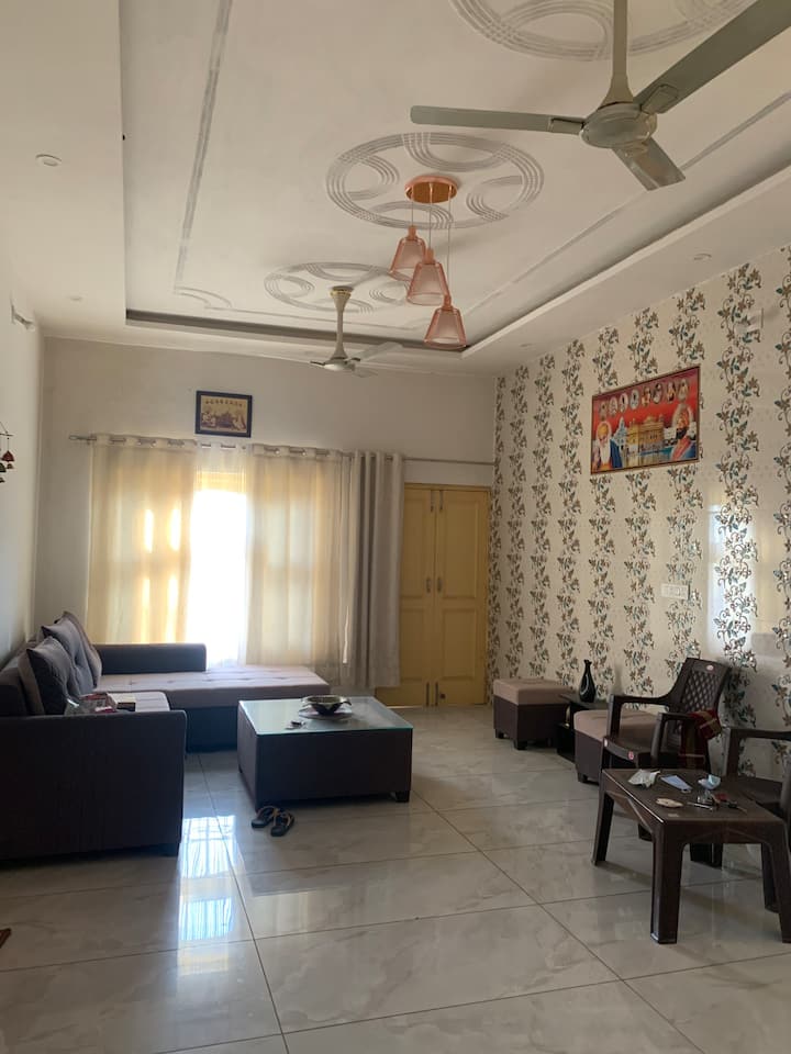 Homely Comfort Stay In Jammu - Jammu