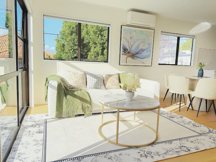 Hidden Gem-newly Renovated 3bedroom Villa In Epsom - Auckland
