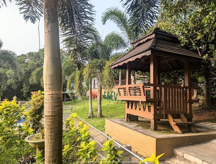 Pickleball | Gardenvilla 2 | Tagaytay Center - Tagaytay