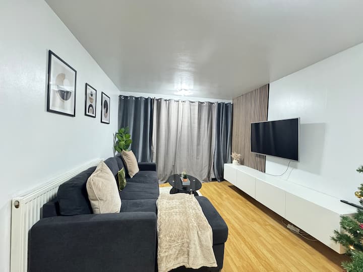 Cosy 2 Br Flat, Near Station - Kingston upon Thames