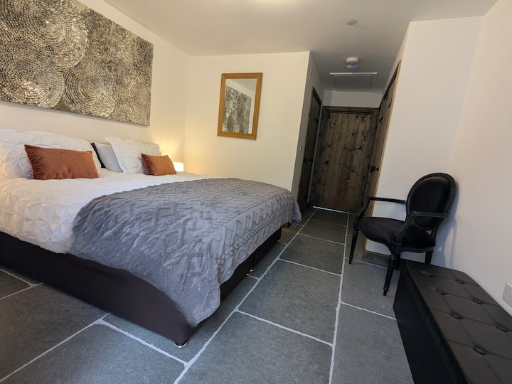 2 Of 5 Holiday Cottages Nr Bike Park Wales Penyfan - South Wales