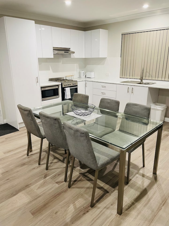 Glen Iris Gem 5c - Bunbury