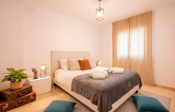 Great 4 Bedroom Groupflat Close Plaza España 10ppl - Barcelona