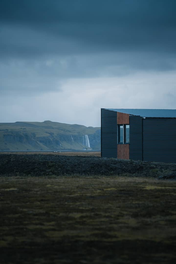 Seljalandsfoss Cottage - Iceland