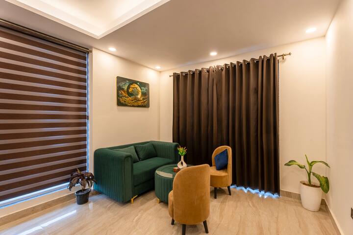 Radiant Apartment @1bhk Nr Paras Max Hospital - Gurugram