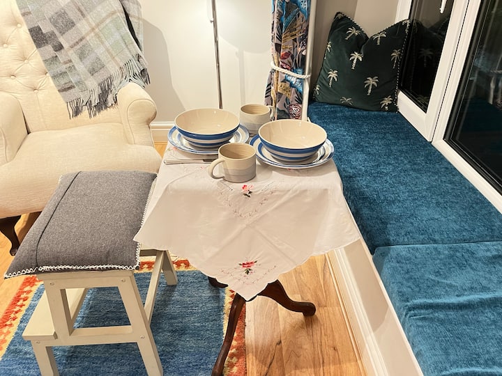 Cosy Retreat, Luxurious Superking Bed - Buxton, UK