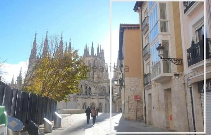 Piso Junto A La Catedral - Burgos
