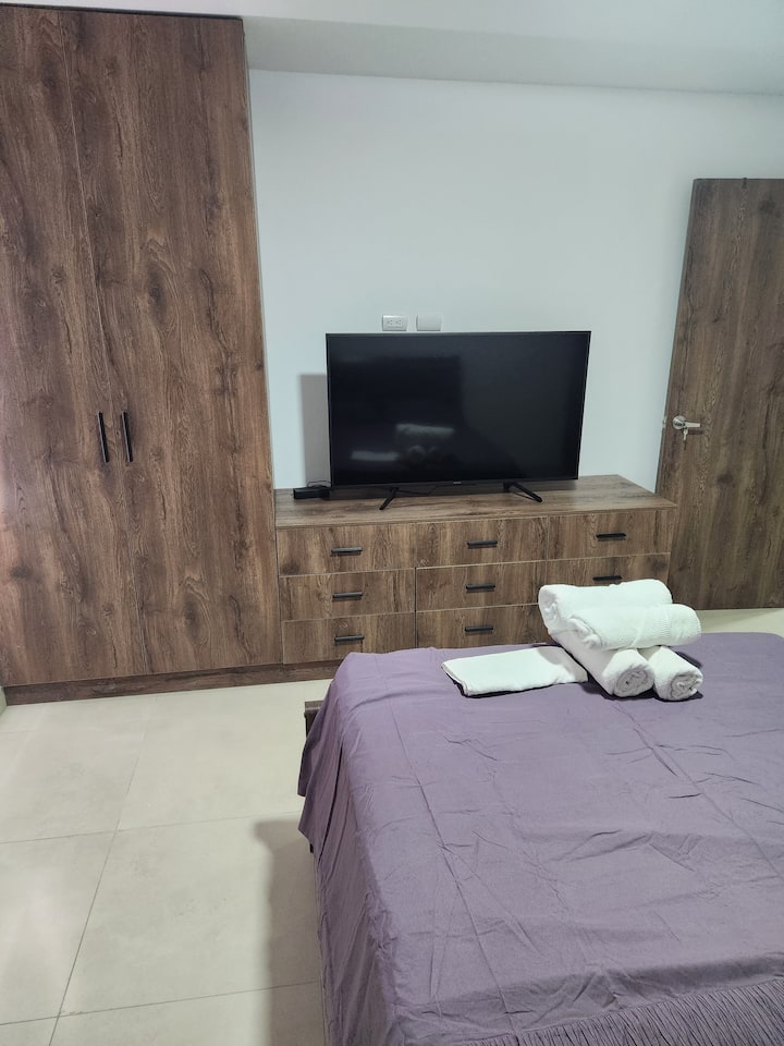 L2 Departamento Lomas De Urdesa -