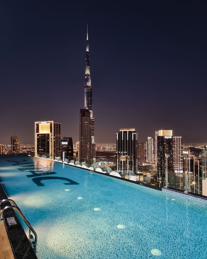 Pool In The Clouds W/ Burj Khalifa View|downtown - Dubái