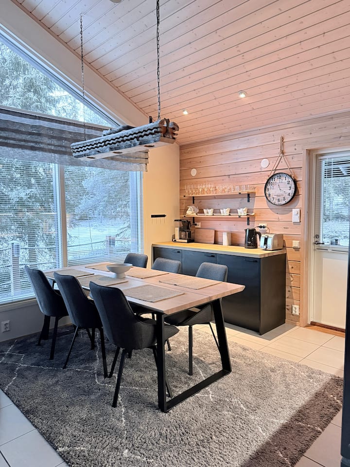 "Villa Kotoisa" Upea Hirsimökki Rukan Ytimessä - Ruka