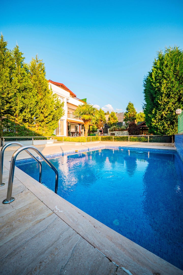 Sapanca Villa Palmiye(isıtmalı Havuzlu) - Sakarya