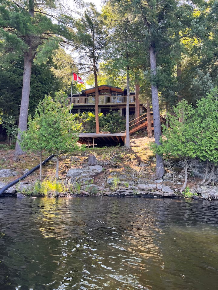 Tranquil Waterfront 3bdrm Northern Cottage Retreat - Parry Sound