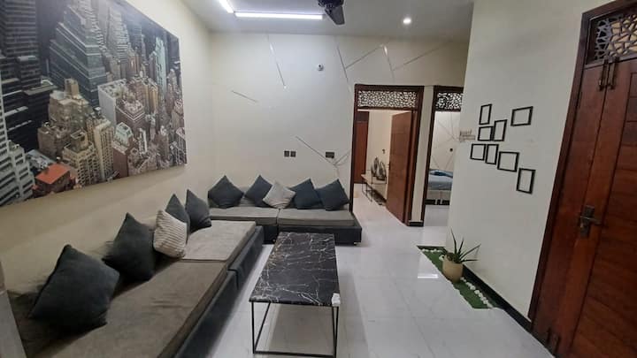 Designer Built Apt2bhk Gr Floor Gulistan Johr Blk8 - Karachi