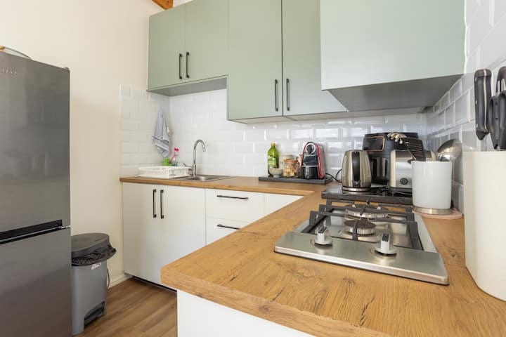 Studio 98: Double Storey Apartment Near Cliff Path - Hermanus