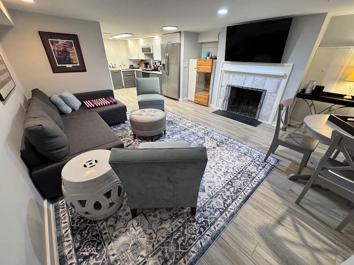 Charming 2 Bedroom Apartment In Dupont Circle - Washington, D.C.