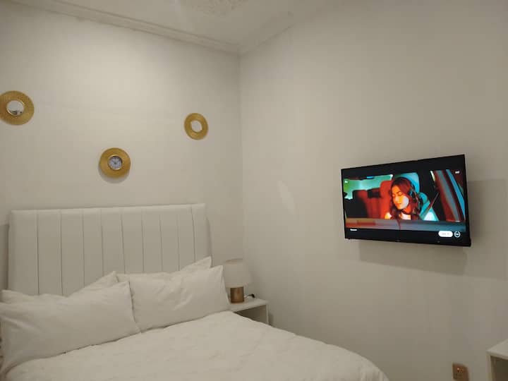 Cozy & Comfy- Shawasha Hills, Ryan's Guest House - Harare