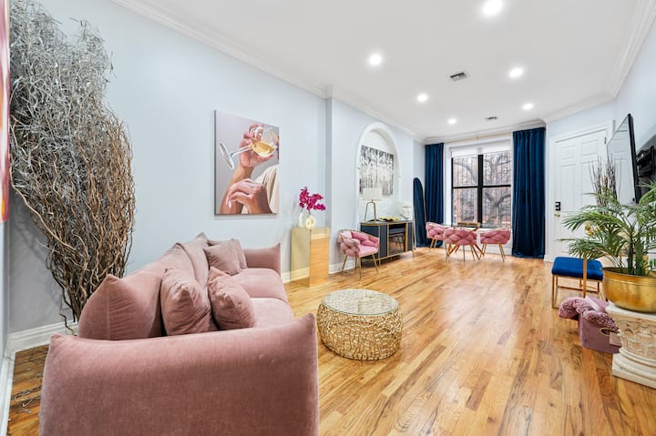 Rare Townhome In Manhattan - Manhattan, NY