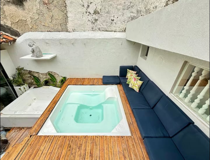 Hermosa Casa Ubicada En El Centro De La Ciudad - Cartagena