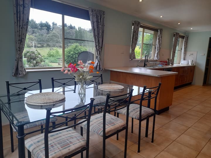 Yellowstone | Quiet Country Farmhouse | Fast Wifi - Lithgow