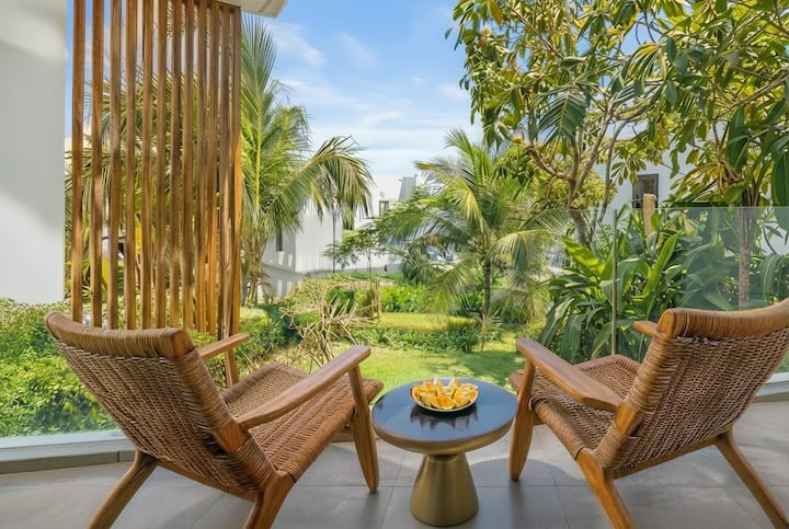 Dreamy & Elegant Beach Villa -Free Pickup -Bathtub - Vietnam