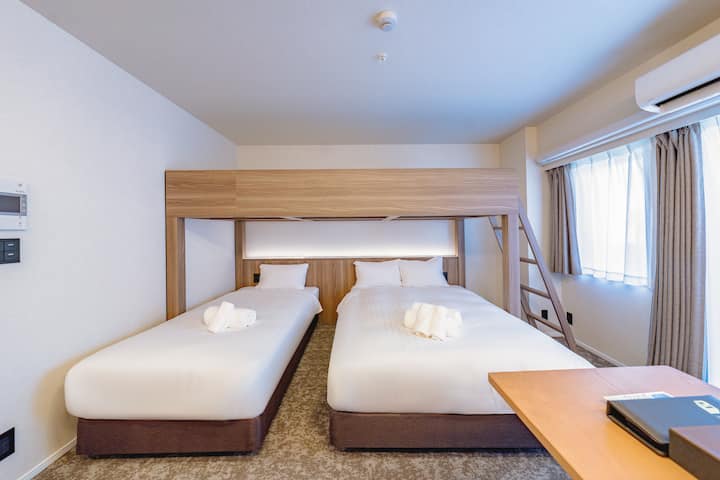 Shinsekai/d2s/usj/kix/nambashinsaibashikuromon - Umeda