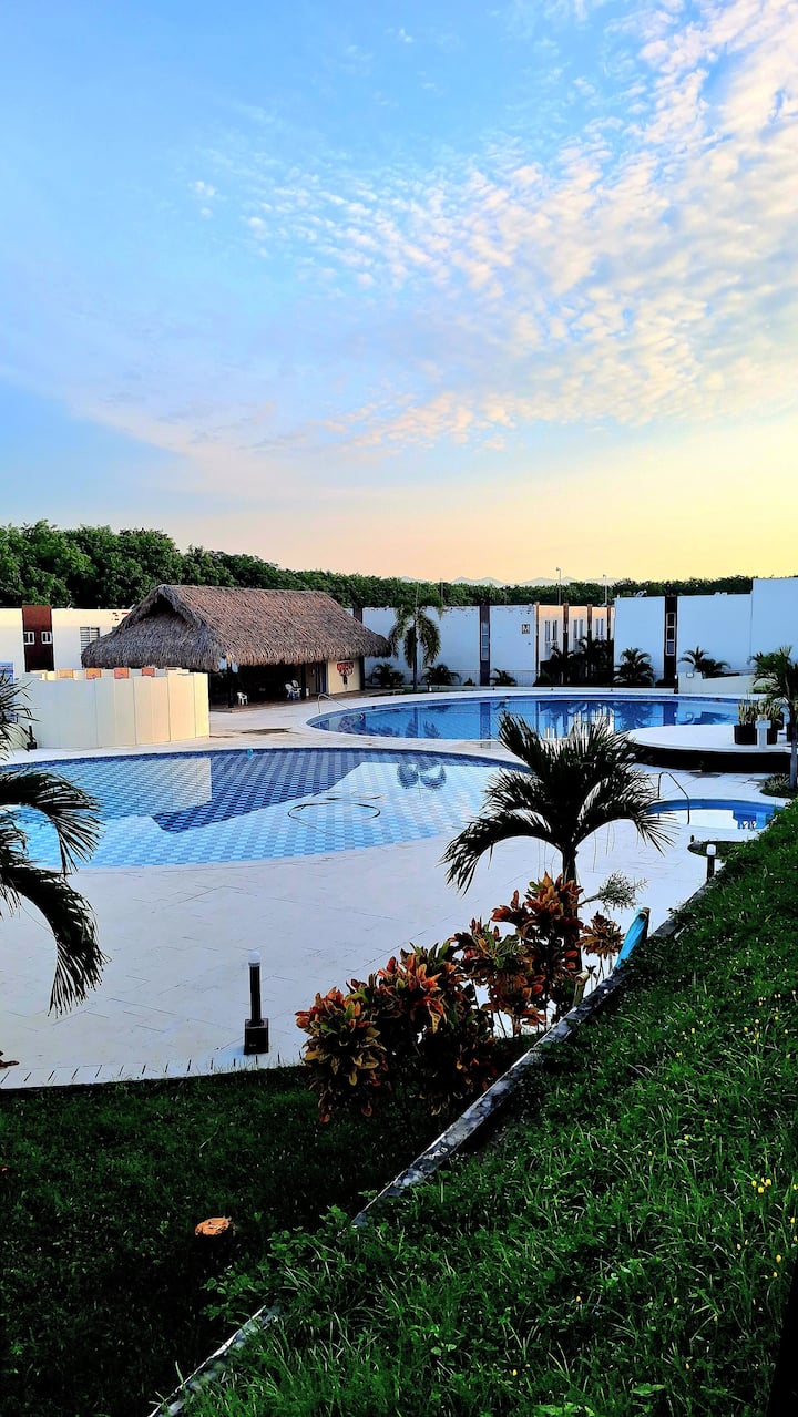 Casa En Condominio Muy Linda - Girardot