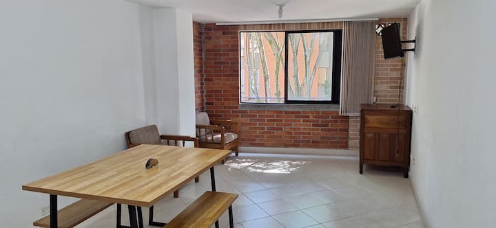 Apartment "Samán" In Laureles -Great Zone, Floor 2 - Medellín