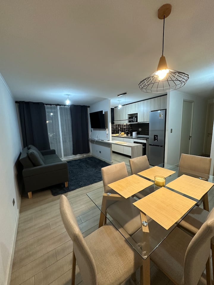 Departamento Con Estacionamiento - El Bosque, Chile