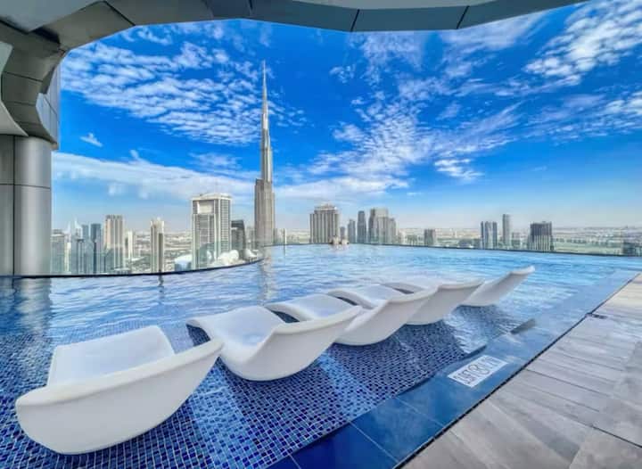 Ultra Luxurious! Stunning Views, 64th Floor Pool - Dubái