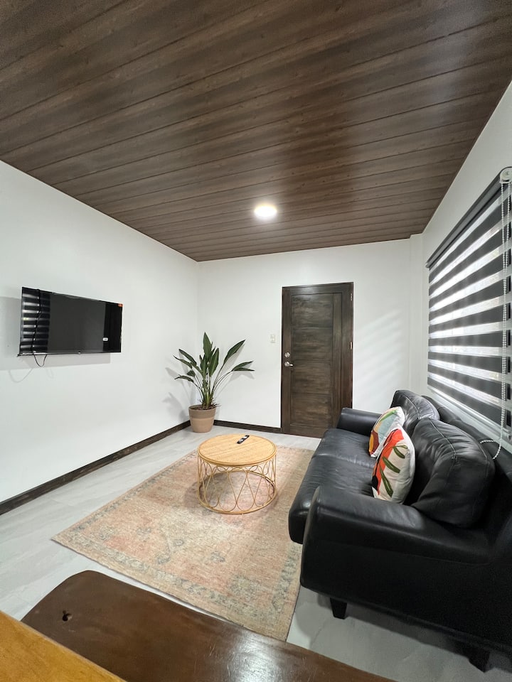 P1:wi-fi, Free Parking, Smart Tv, 3km To Town - Baguio