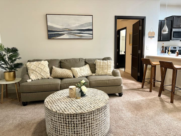 Central Comfy Stylish Apartment - Las Vegas, NV