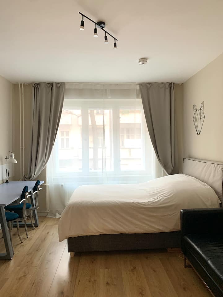 Cozy Stay In Creative Flat - Kreuzberg