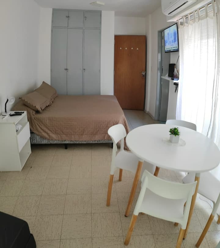 Estudio Camargo 1050 - San Martin, Argentina