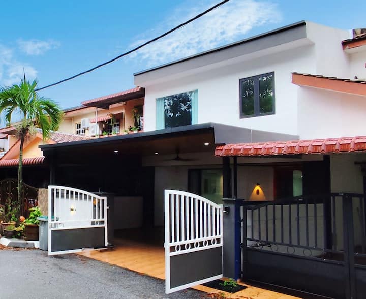 [16pax]372home[karaoke][pool Table][bbq][wifi] - Port Dickson