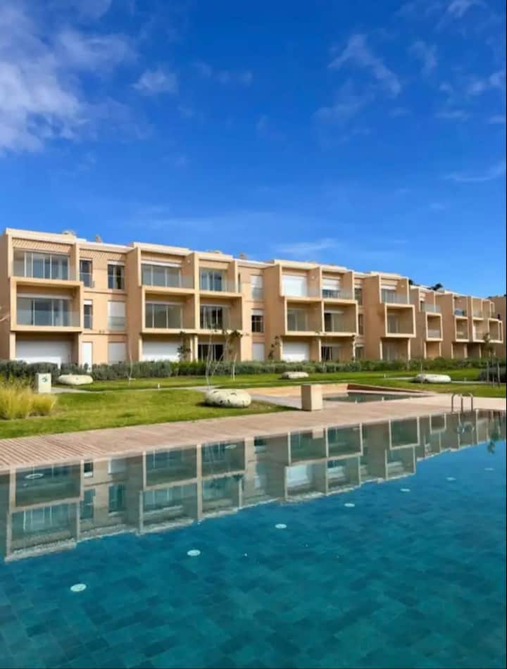 Appt Moderne Entre Plage Et Golf Taghazout Agadir - Taghazout