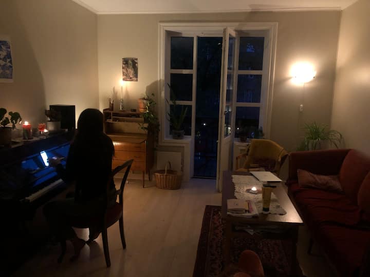 Lunt Hjem I Tradisjonsrik Bygård - Oslo