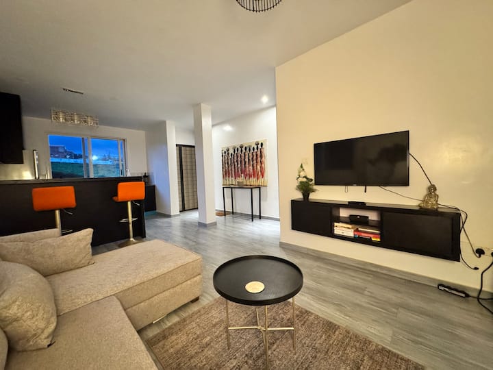 Cozy 2 Bed Apartment With Pool - Rwanda