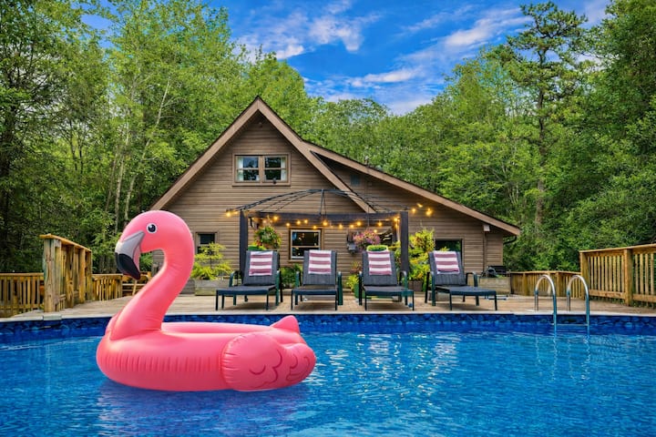 Private Pool Retreat! | Hot Tub+fire Pit & This! - Pocono Lake