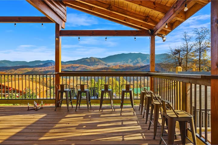 Scenic Views•hot Tub•near Downtown - Gatlinburg, TN